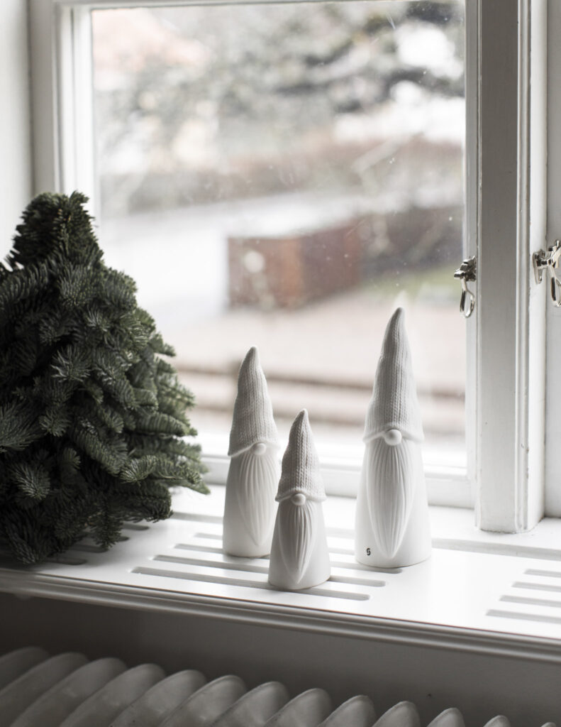 Tomte Kurt Vit H 19 cm - Lilla Lager