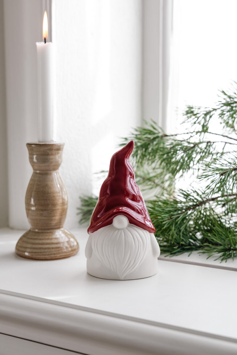 Tomte Tryggve Vit H 17 cm - Lilla Lager